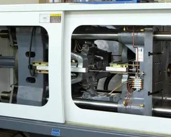 Navigating the Nanoworld: High Precision Tools in Nanotechnology ...